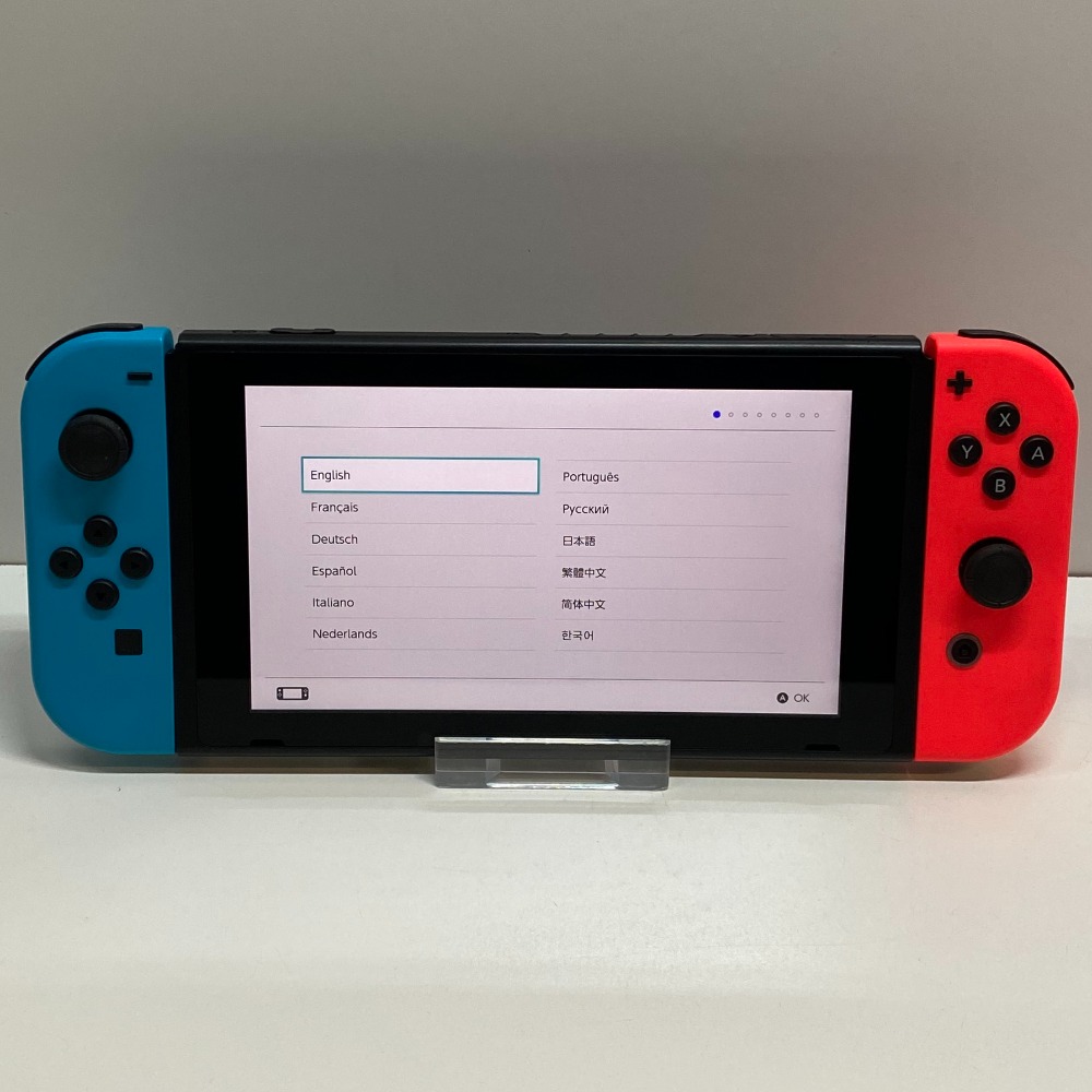 Pre-owned Nintendo Switch Console with Neon Blue/ Red Joy Cons 32GB ...